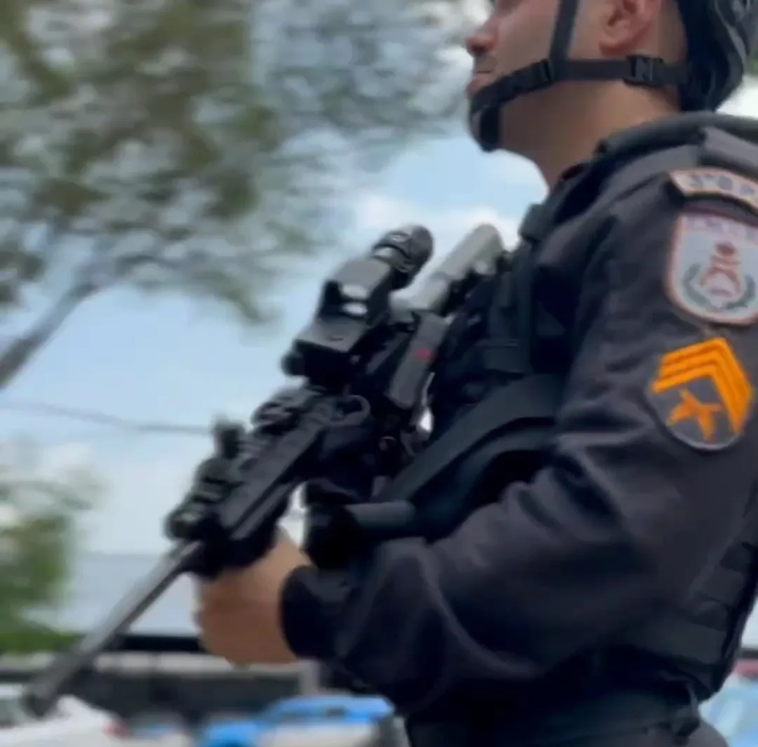 Polícia Militar do Rio de Janeiro Adquire Novo Fuzil IWI ARAD para ...